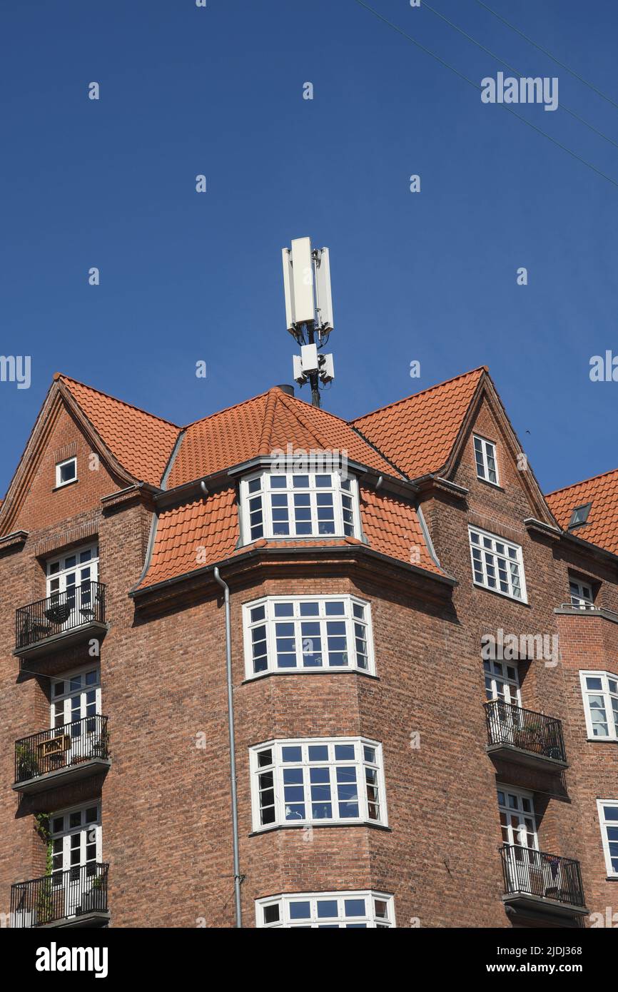 Sien on roofs hi-res stock photography and images - Alamy