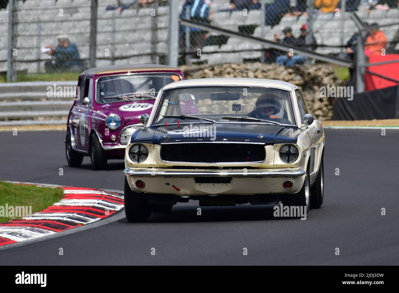 Pre 1966 grand prix racing cars hi-res stock photography and images - Alamy