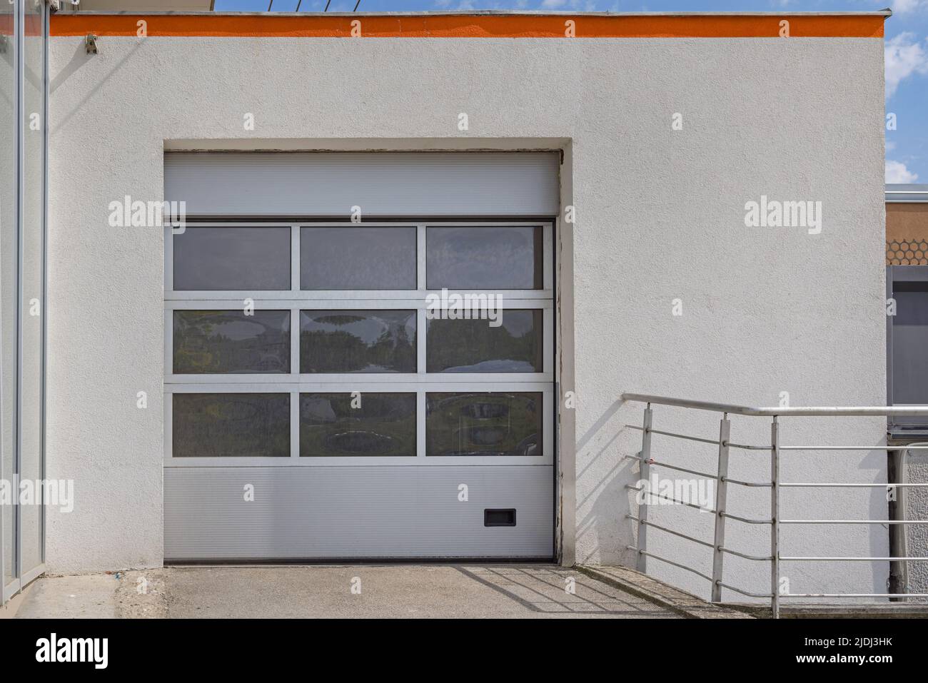 Insulated glass window hi-res stock photography and images - Alamy