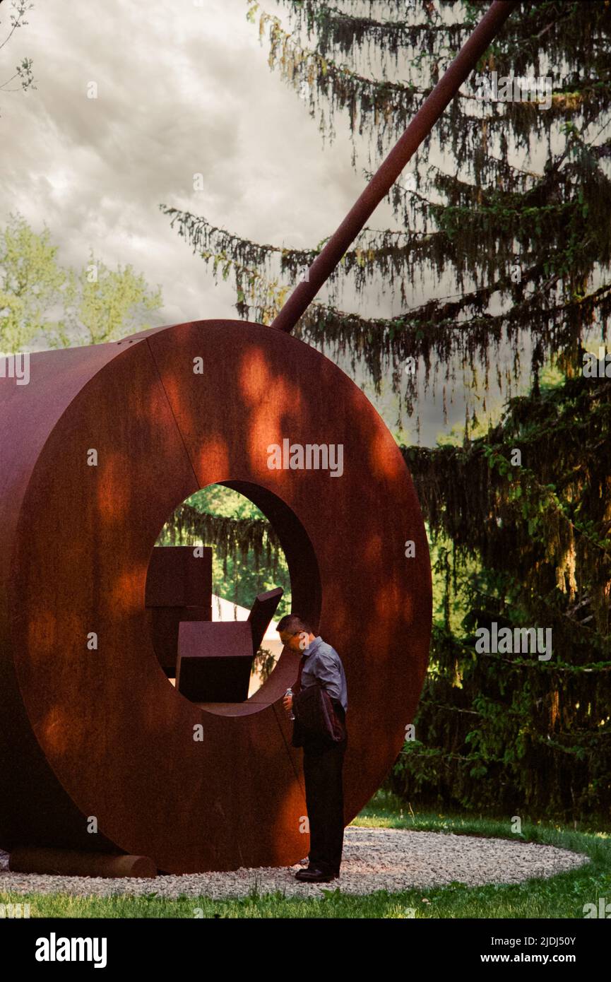 Donut with 3 Balls sculpture installation by Fletcher Benton and ...