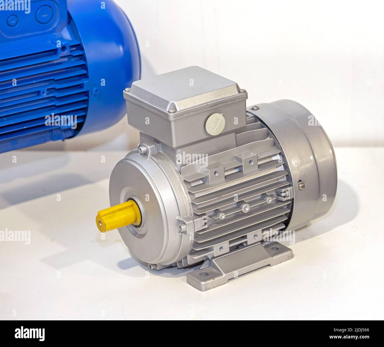 Industrial electric motor hi-res stock photography and images - Alamy