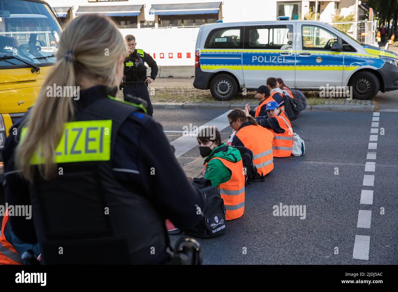 Several climate activists from the Letzte Generation, Last Generation ...