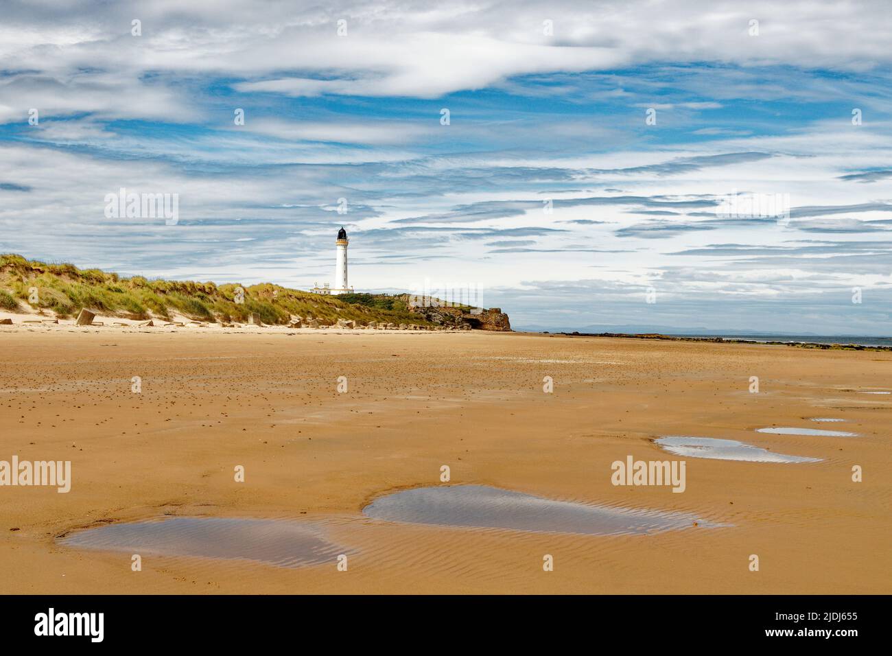 LOSSIEMOUTH MORAY SCOTLAND WEST BEACH COVESEA LIGHTHOUSE SANDY BEACH ...