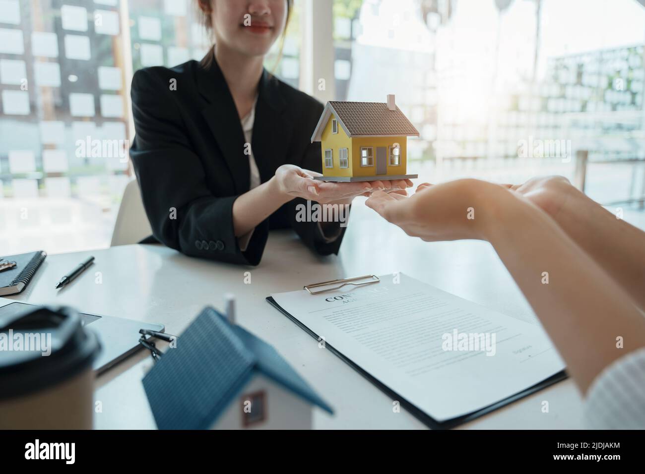 Guarantee, mortgage, agreement, contract, sign, real estate agent ...