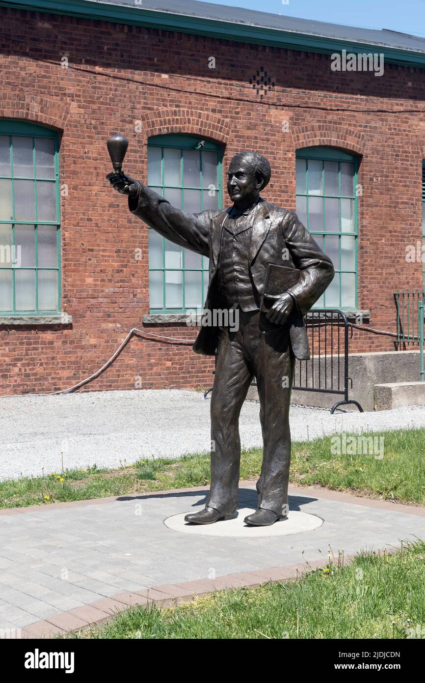 Erudite hi-res stock photography and images - Alamy