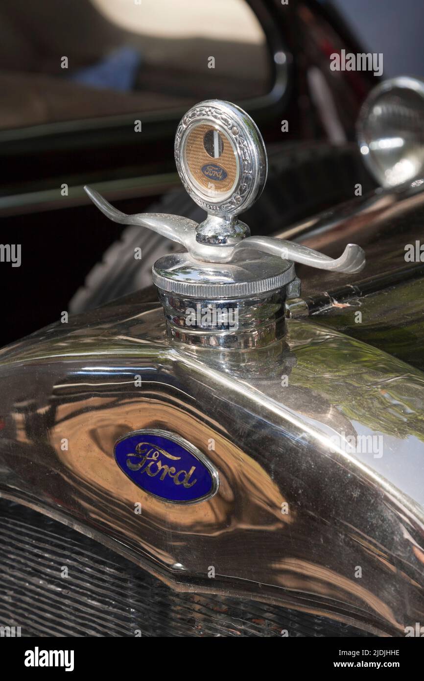 Boyce motometer ,Ford, radiator thermostat, Classic Days 2022, Berlin ...