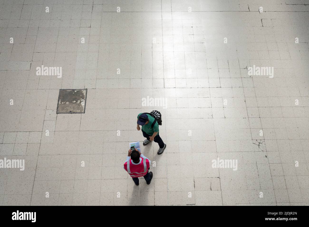 Tfl staff help hi-res stock photography and images - Alamy