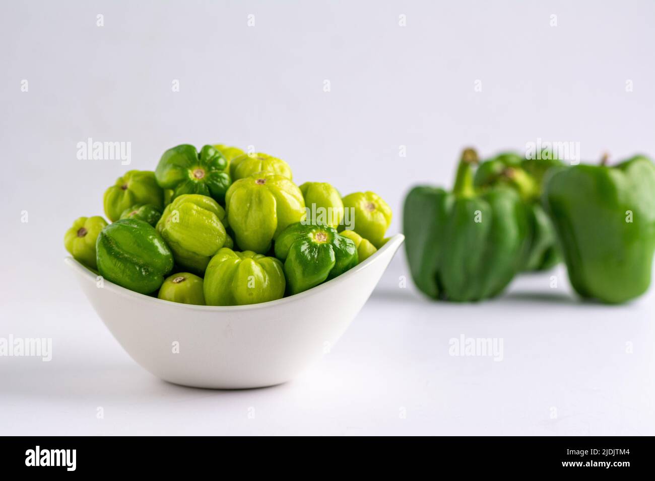 Green pepper peppers fruit hi-res stock photography and images - Alamy