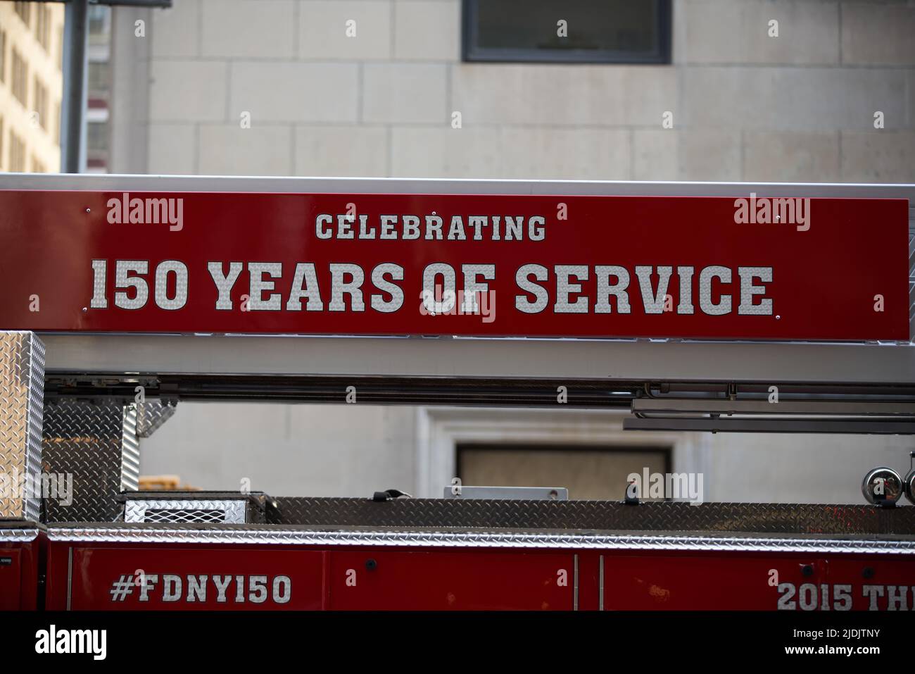 Ladder truck fdny fire department hi-res stock photography and images ...