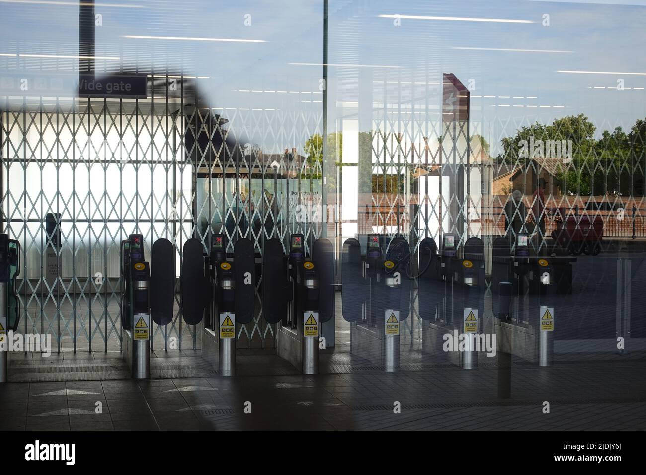 First day of the Network Rail Strike June 2022 Stock Photo - Alamy First day of the Network Rail Strike June 2022 Stock Photo - Alamy