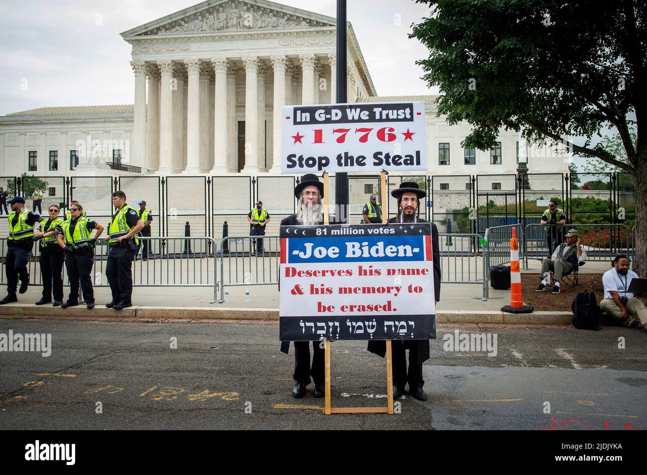 Stop the steal sign hi-res stock photography and images - Alamy