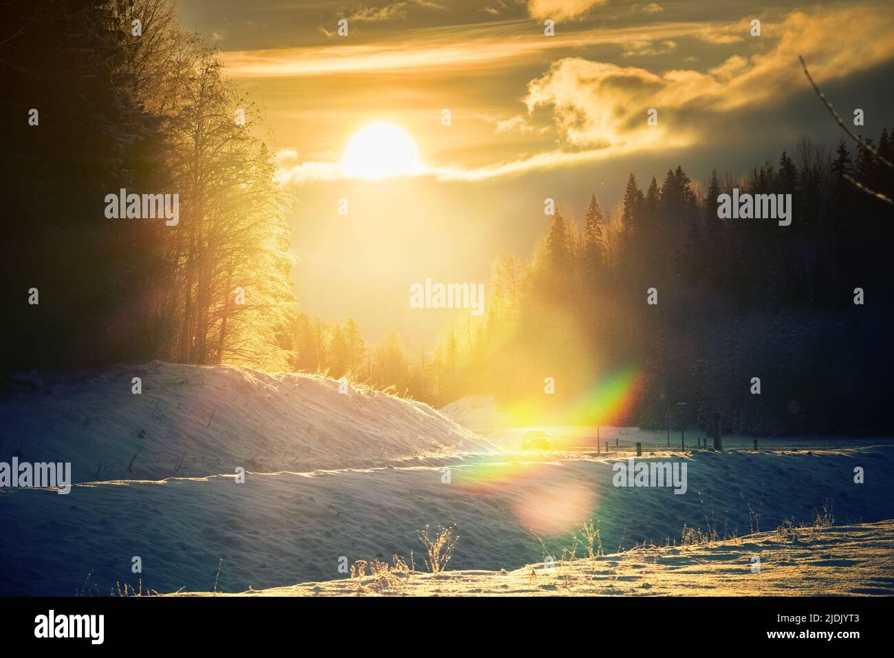 Peeked out clouds hi-res stock photography and images - Alamy