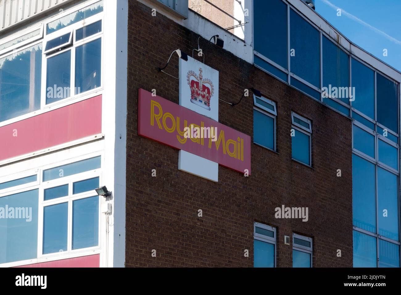 RoyalMail sorting office exterior Stock Photo - Alamy