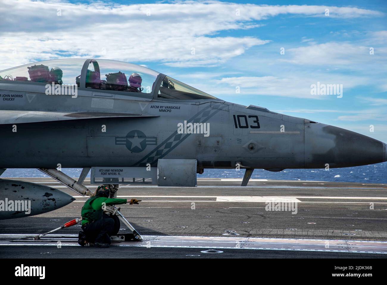 220617-N-DW158-1293 PHILIPPINE SEA (June 17, 2022) Cmdr. Kenneth ...