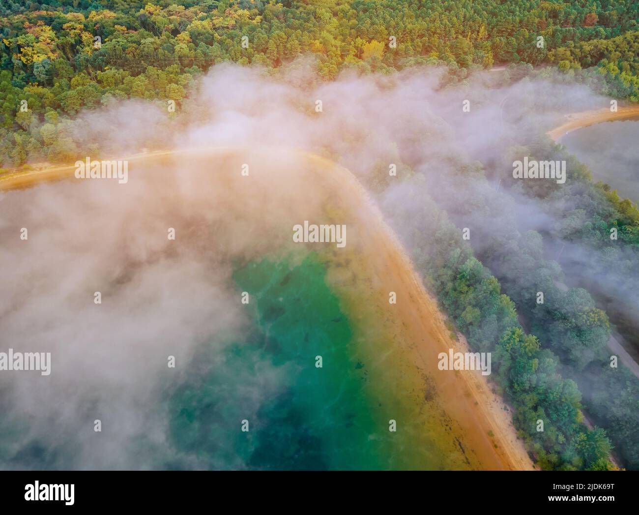 Fog blankets hi-res stock photography and images - Alamy