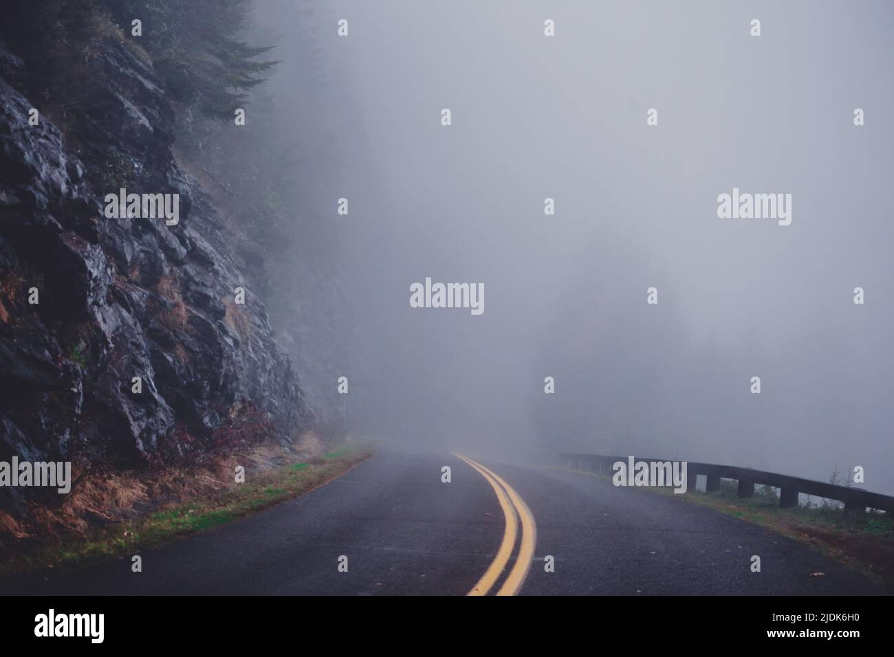 Blueridge hi-res stock photography and images - Alamy