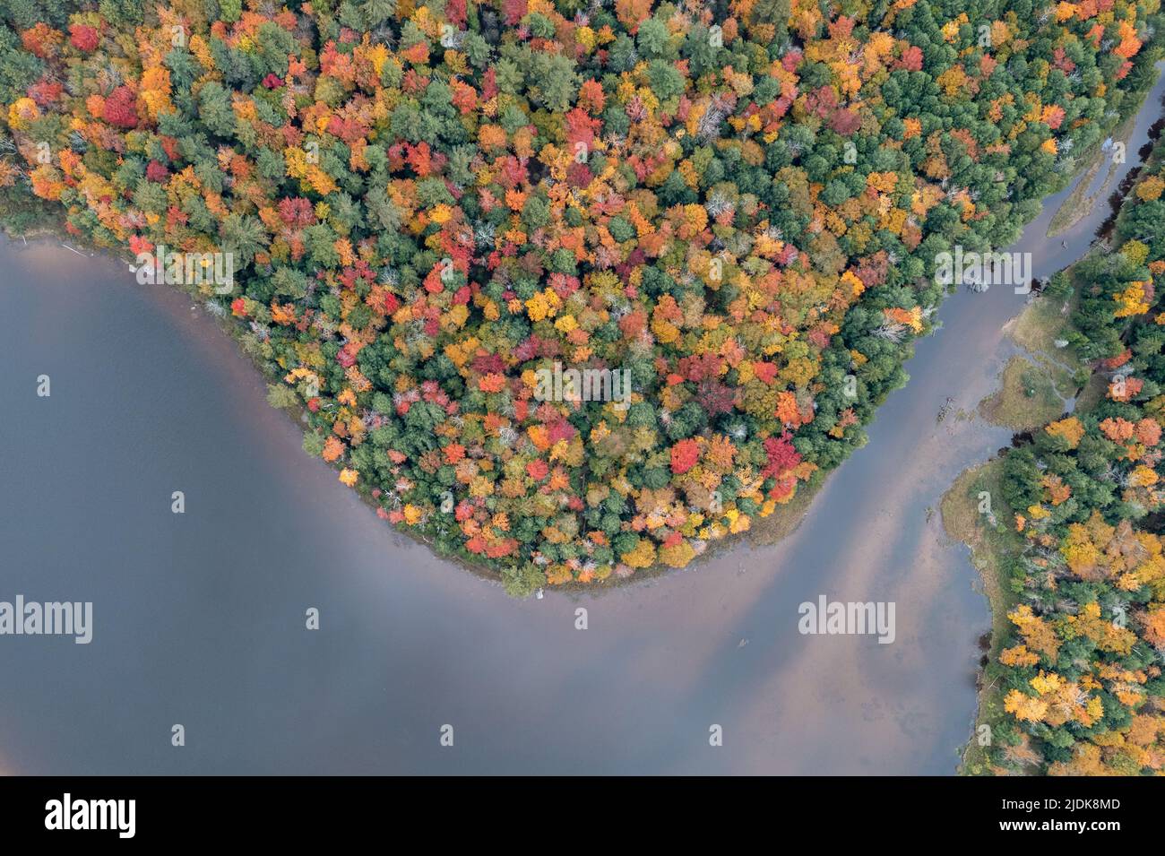 Colgate Lake in Upstate New York during peak fall foliage season Stock ...