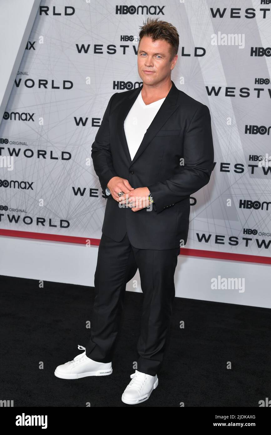Luke hemsworth westworld hi-res stock photography and images - Alamy