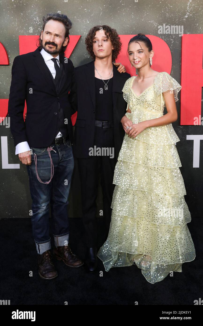 The black phone 2022 film hi-res stock photography and images - Alamy