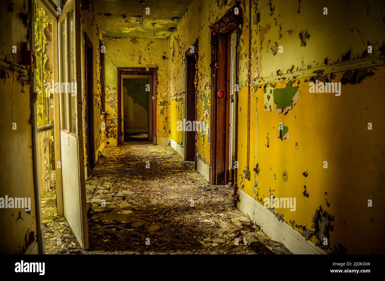 Derelict interior of old house in England Stock Photo - Alamy
