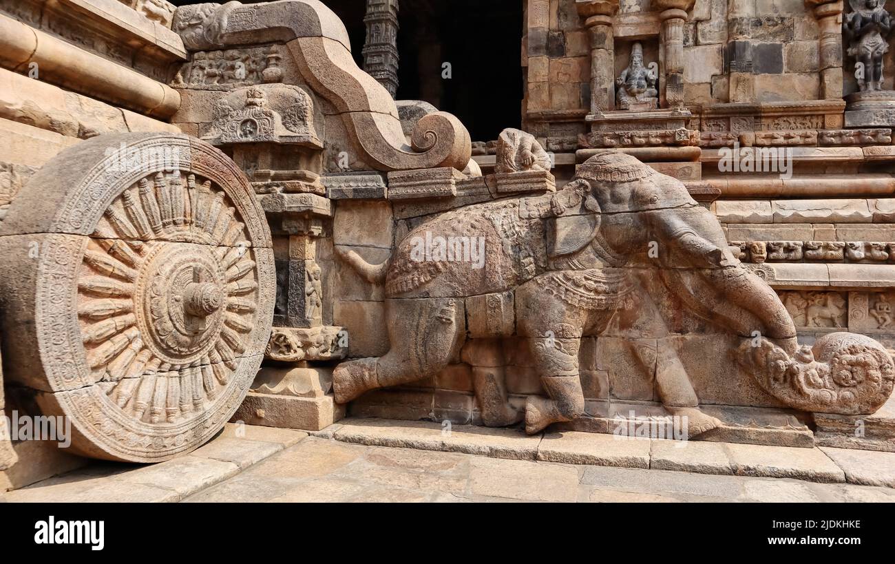 Carved elephant on the Stairs of Airavatesvara Temple, Darasuran ...