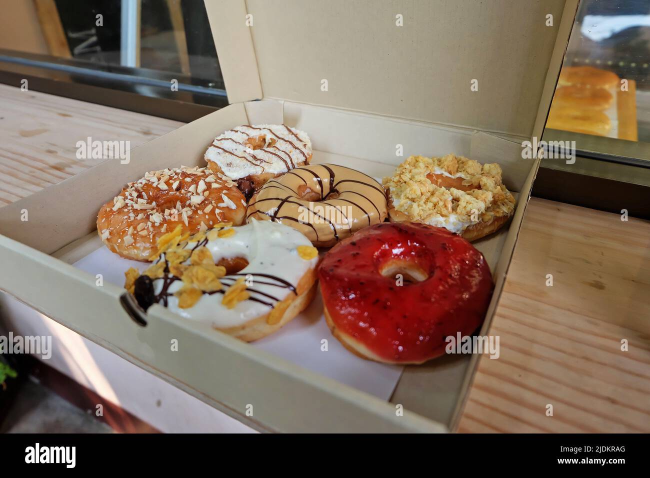 Decorated powder box hi-res stock photography and images - Alamy