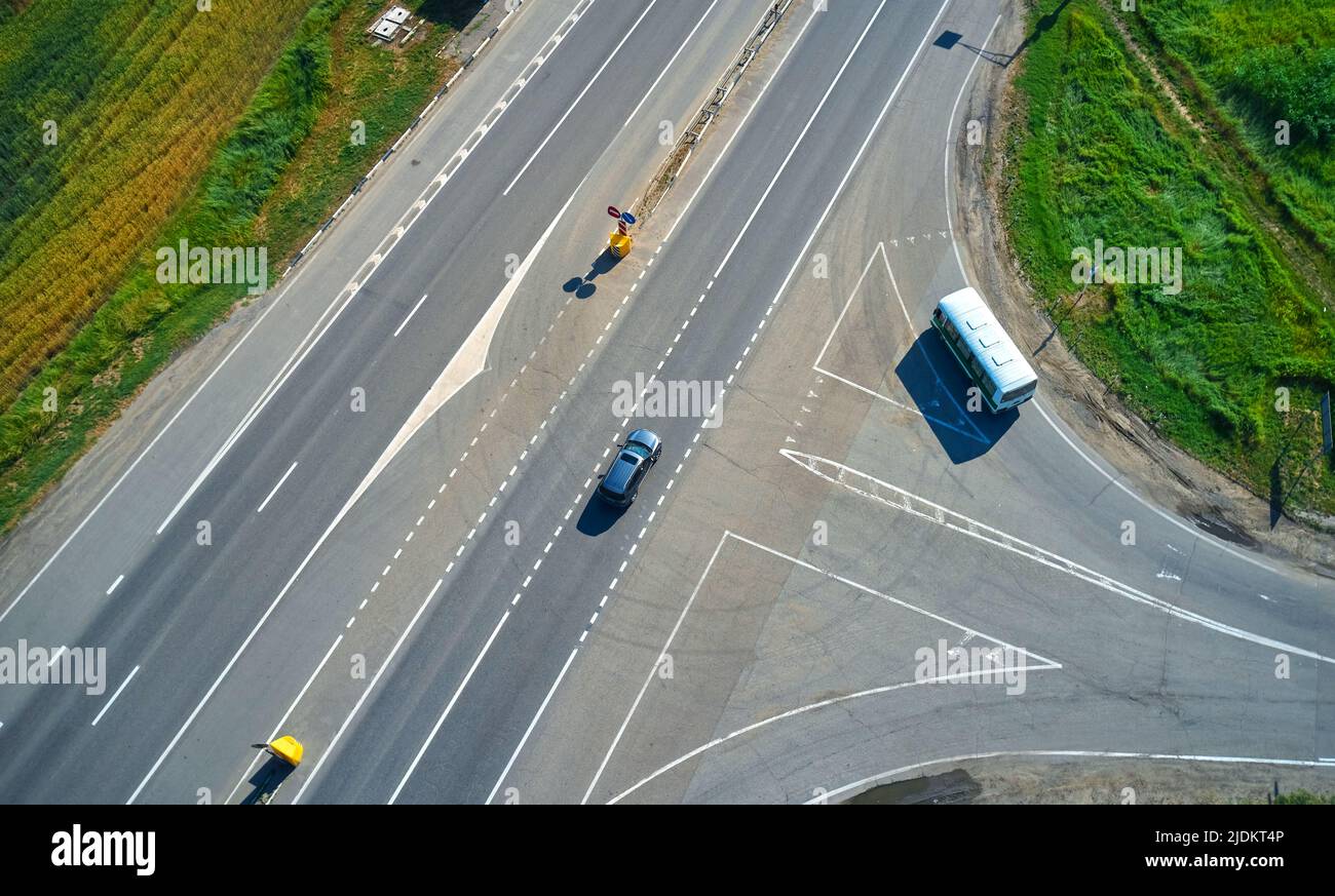 Highway view from height traffic hi-res stock photography and images ...