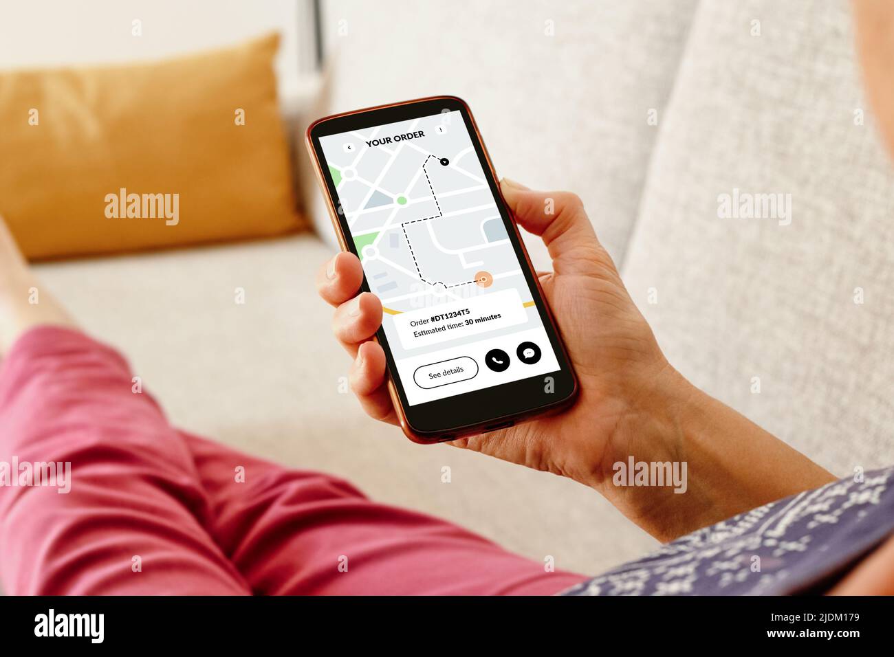 Delivery tracking hi-res stock photography and images - Alamy