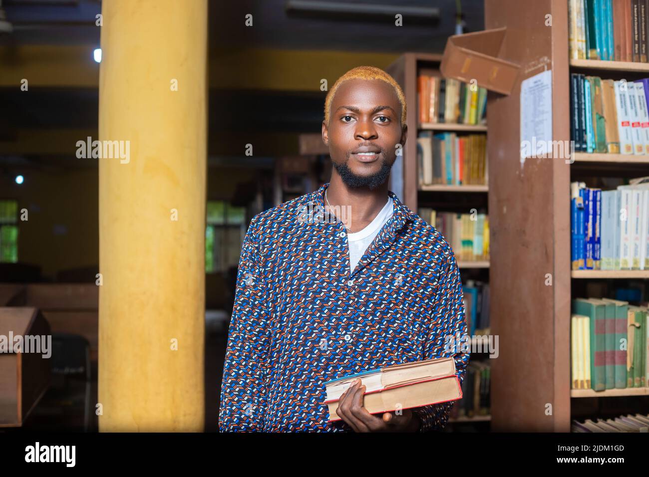 Lecturer reading library hi-res stock photography and images - Alamy