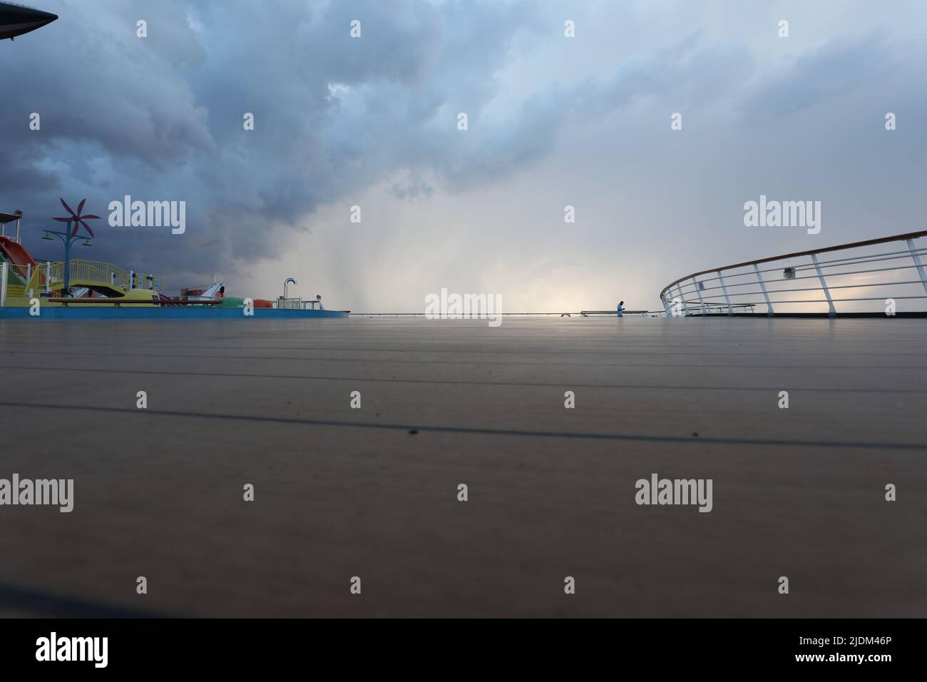 Oil tanker deck rig hi-res stock photography and images - Alamy