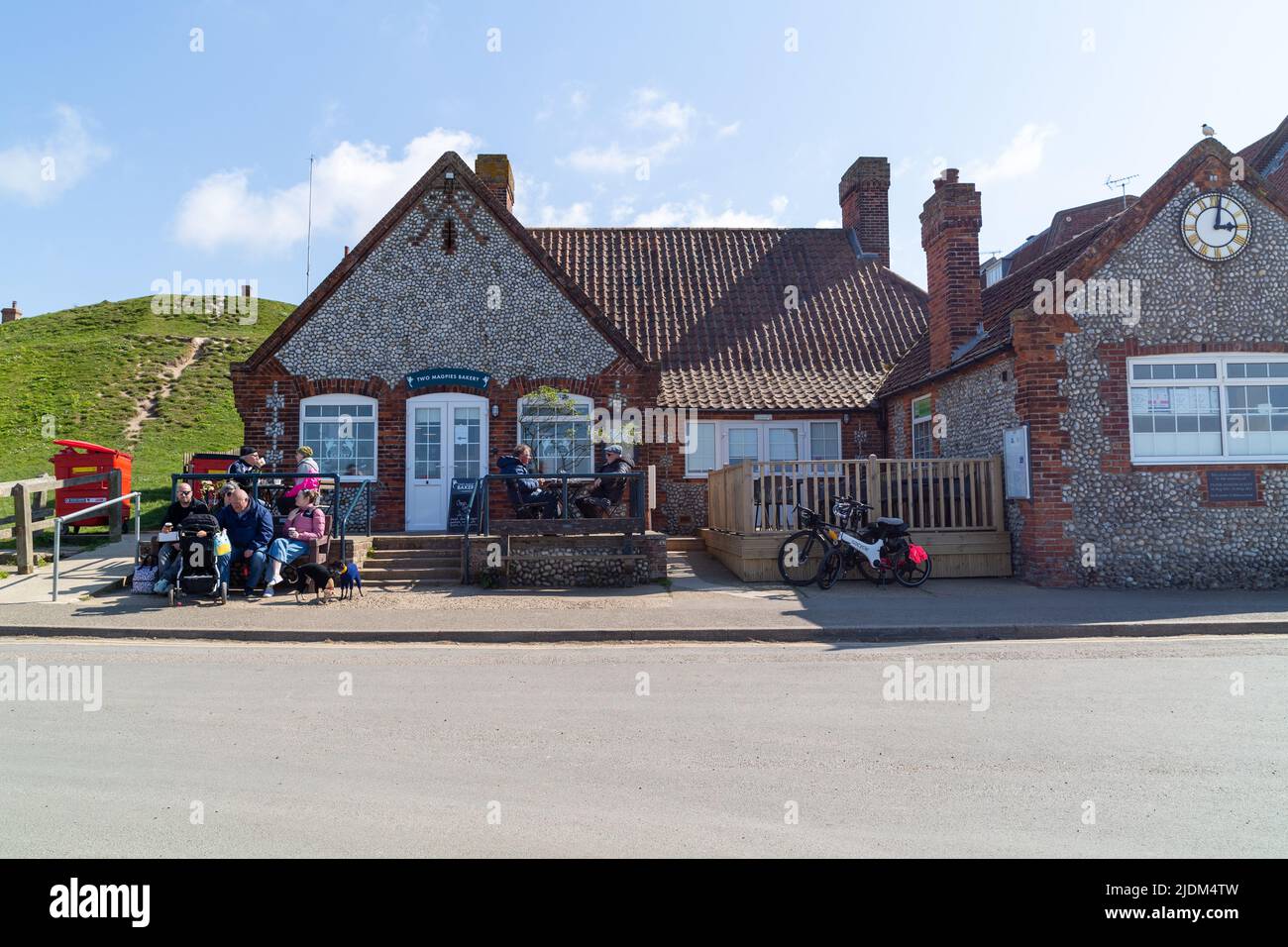 Two Magpies Bakery, Blakeney Point, Norfolk England Stock Photo - Alamy