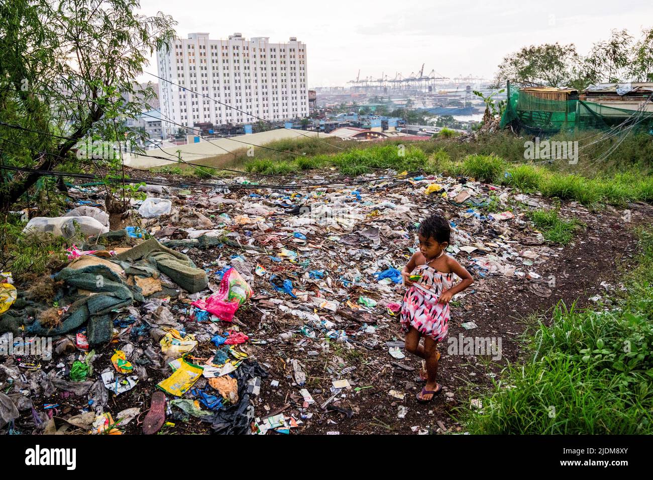 Philippines landfill hi-res stock photography and images - Alamy