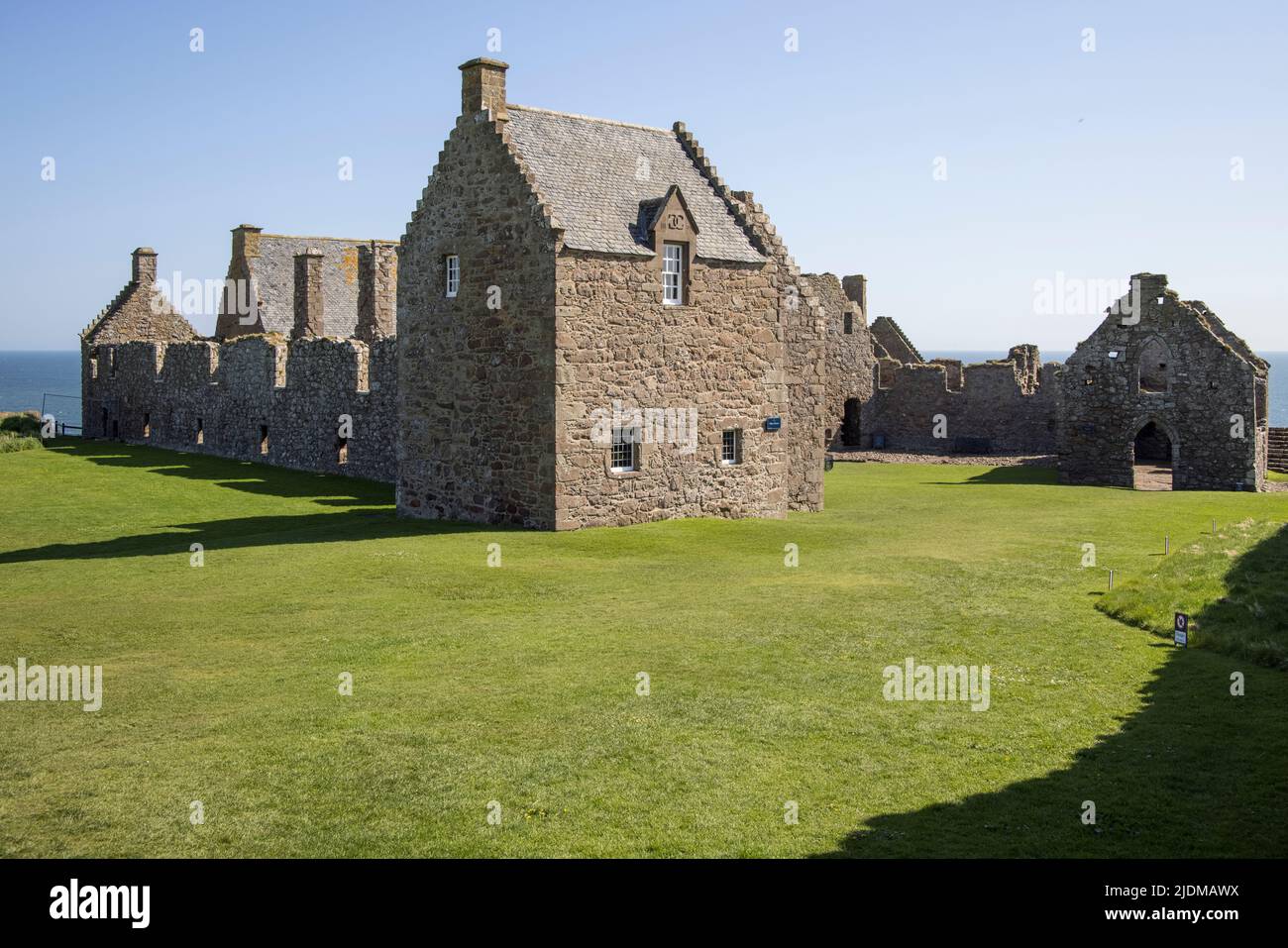 the ruins of dunnottar castle on the east coast of scotland Stock Photo ...