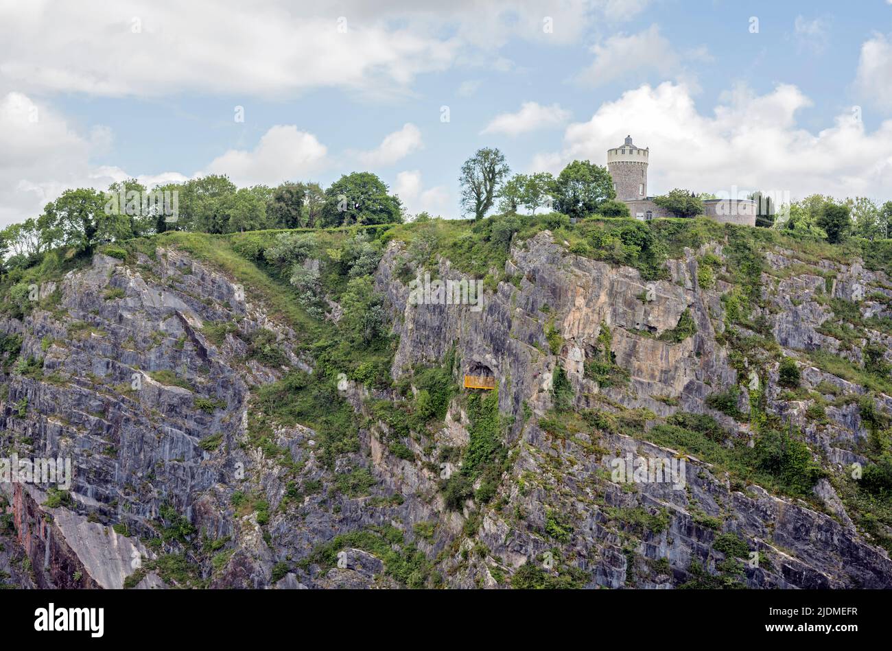 Yellow bridge bridge cave hi-res stock photography and images - Alamy