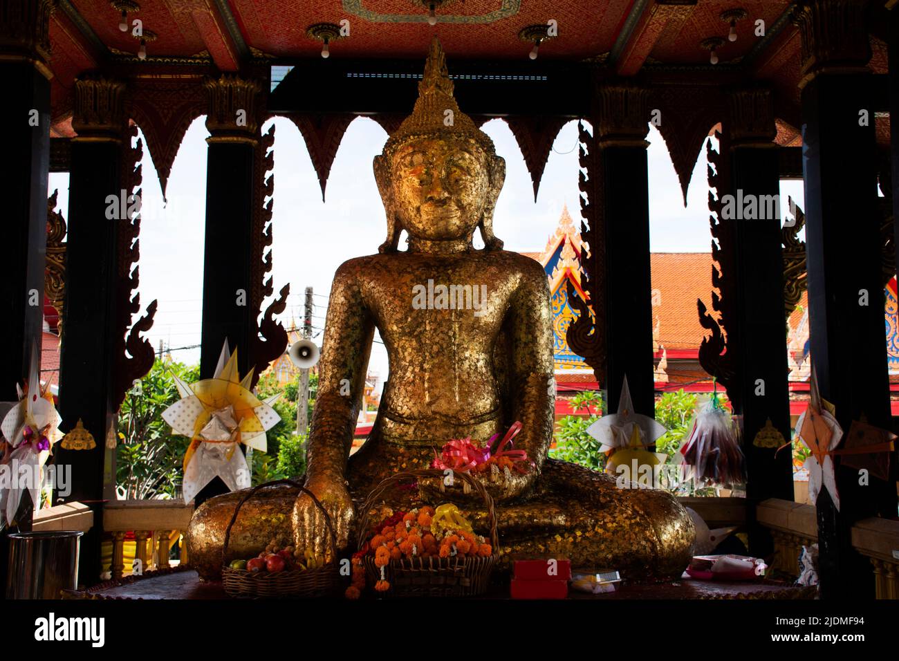 Thai people and foreign travelers travel visit and respect praying ...