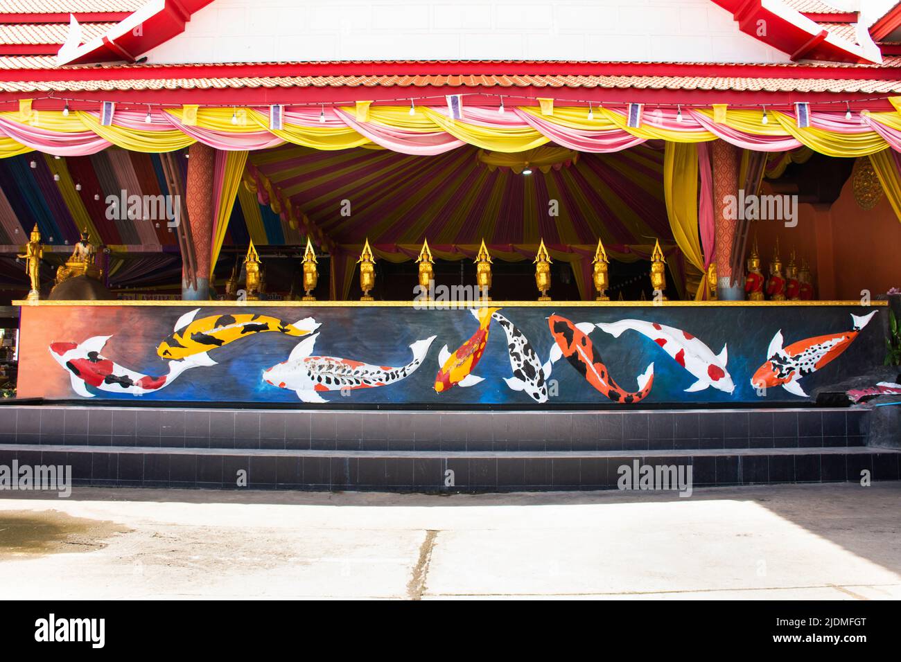 Artistic exterior decoration with handmade art sculpture koi fishes ...