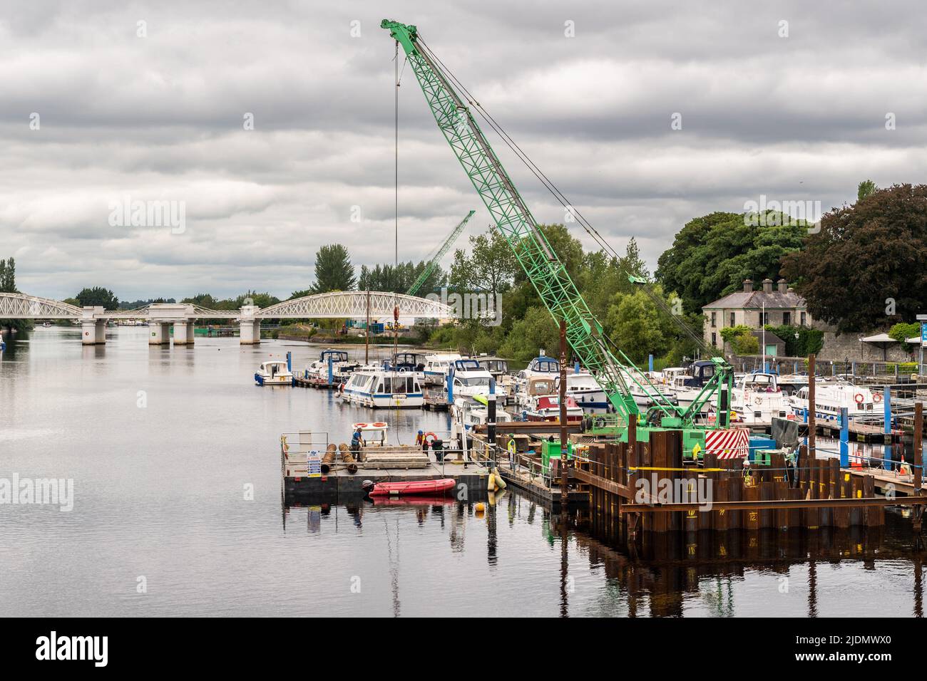 Athlone, Co. Westmeath, Ireland. 22nd June, 2022. Construction of the ...