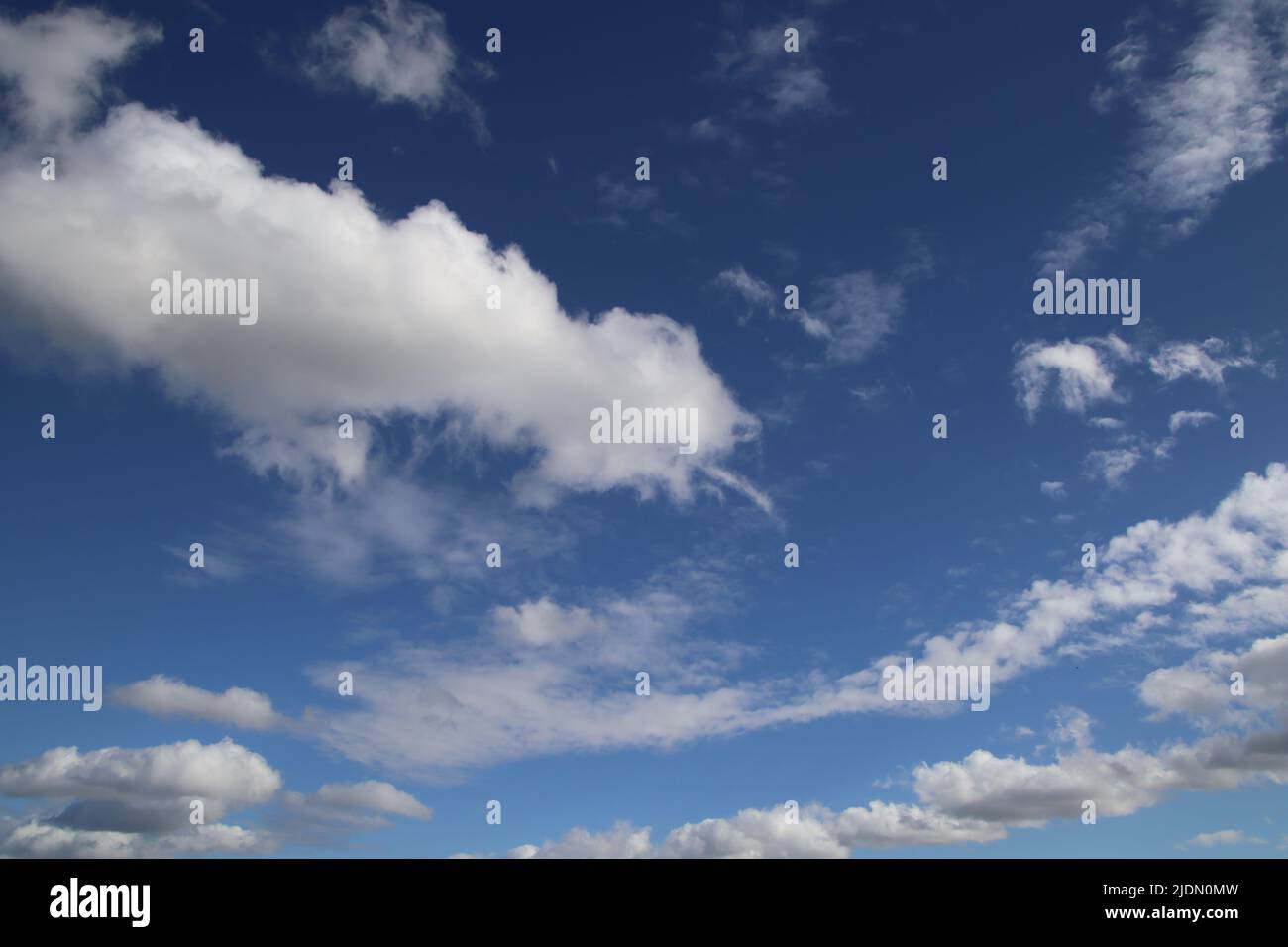 Without cloud hi-res stock photography and images - Alamy