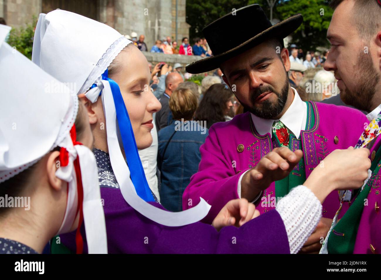 Breton dancers in traditional costume and headdresses Stock Photo - Alamy