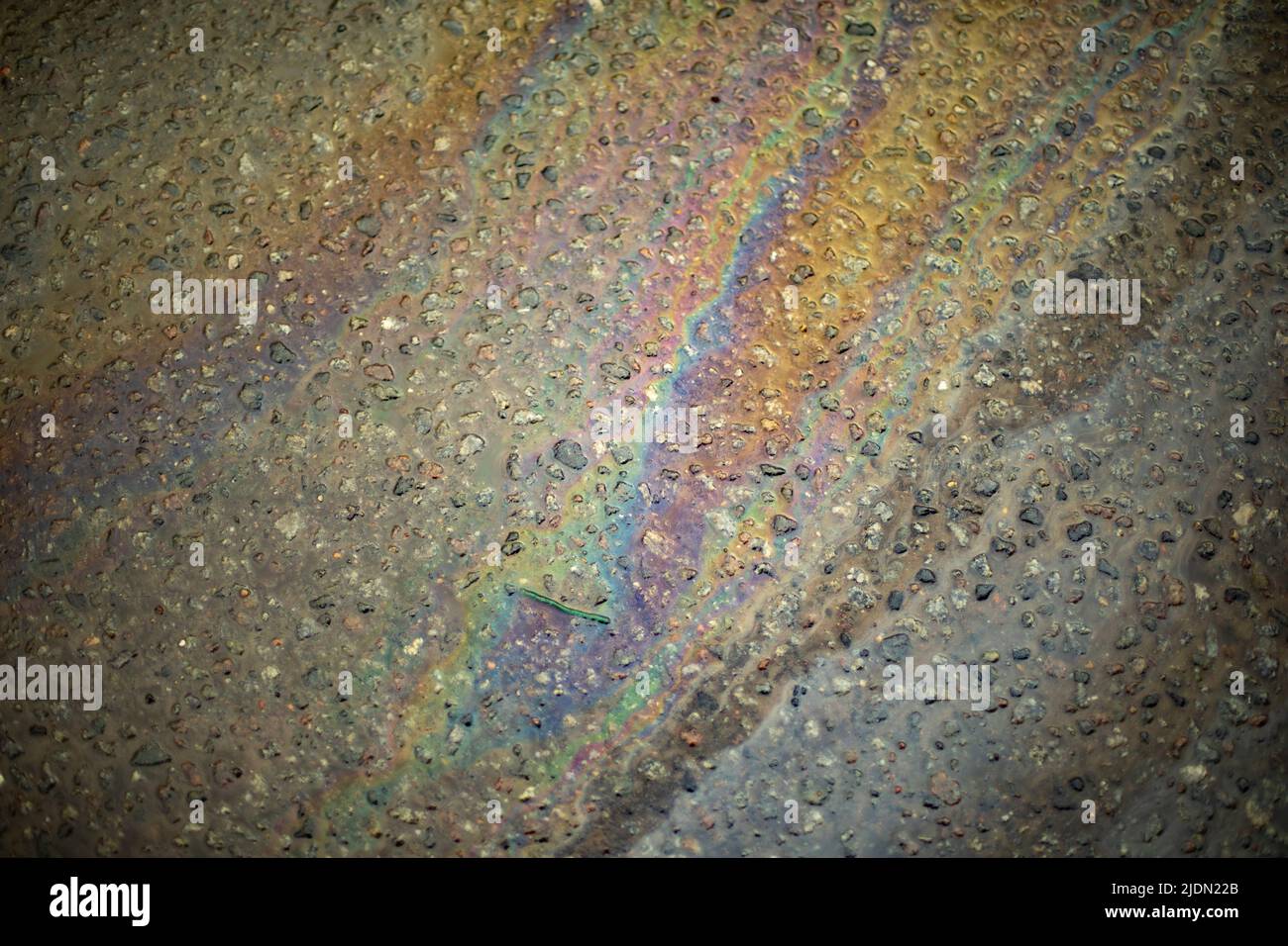 Oil slick image hi-res stock photography and images - Alamy