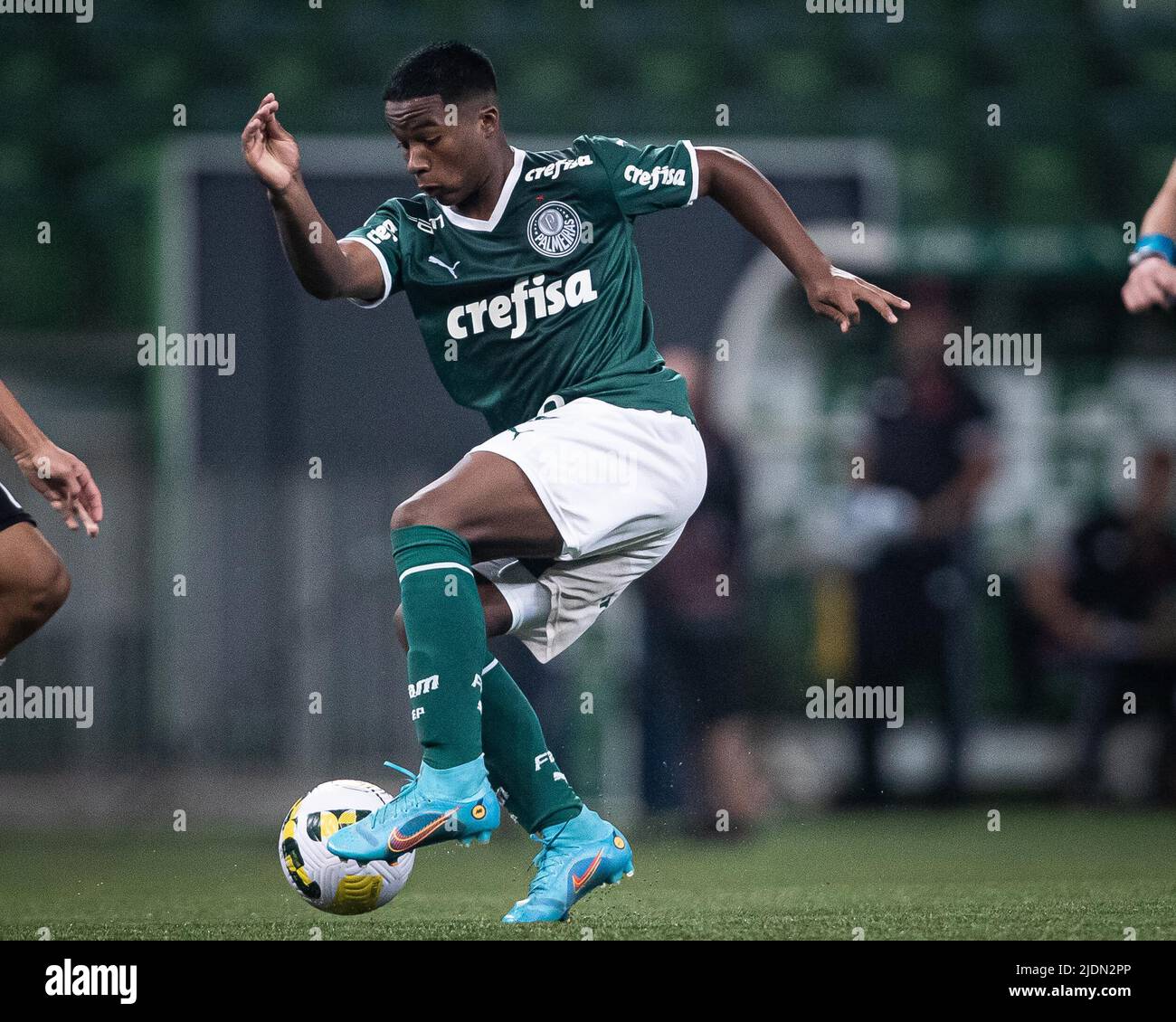 Endrick do palmeiras hi-res stock photography and images - Alamy