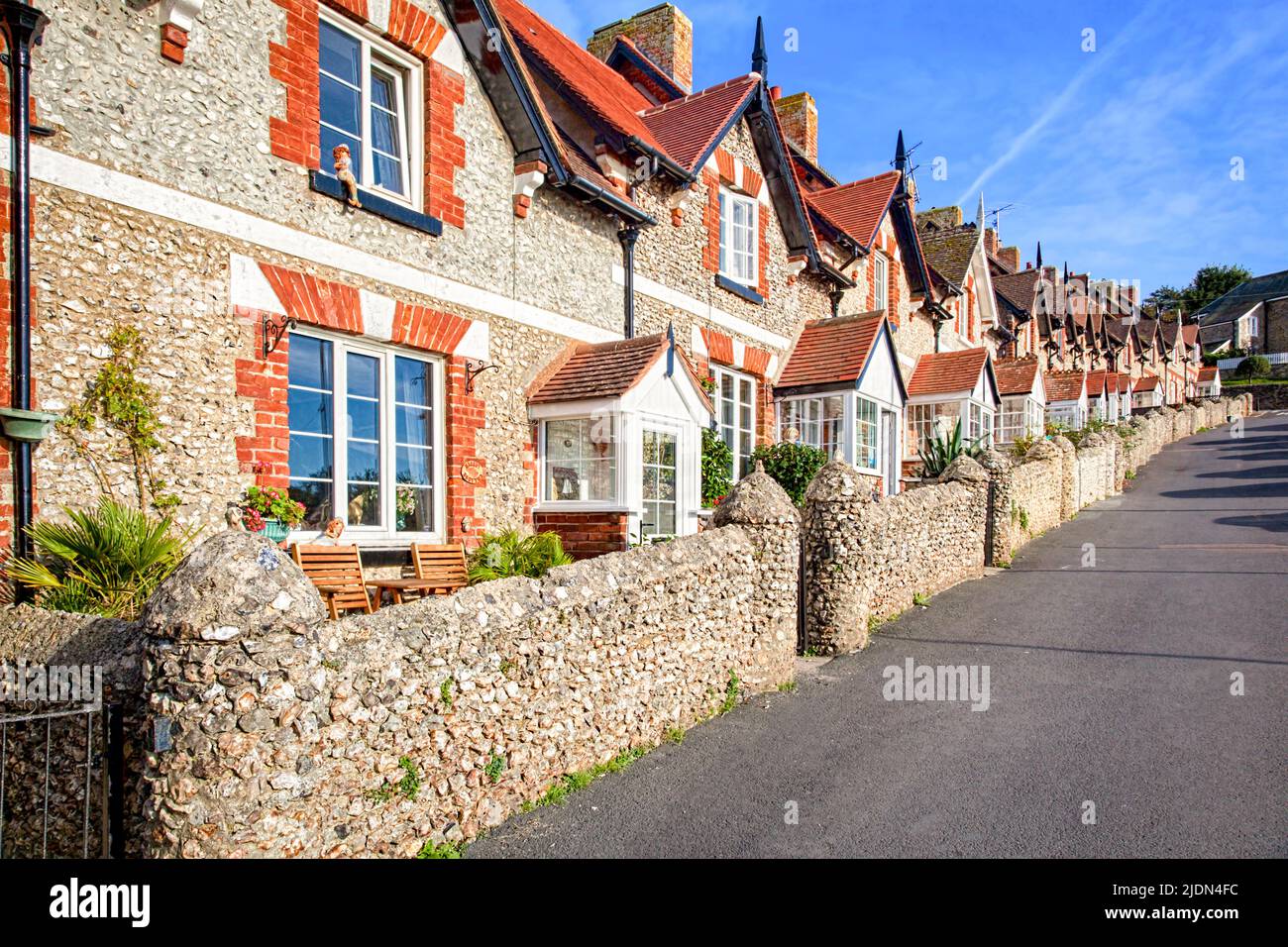 English Terraced Houses Stock Photo - Alamy