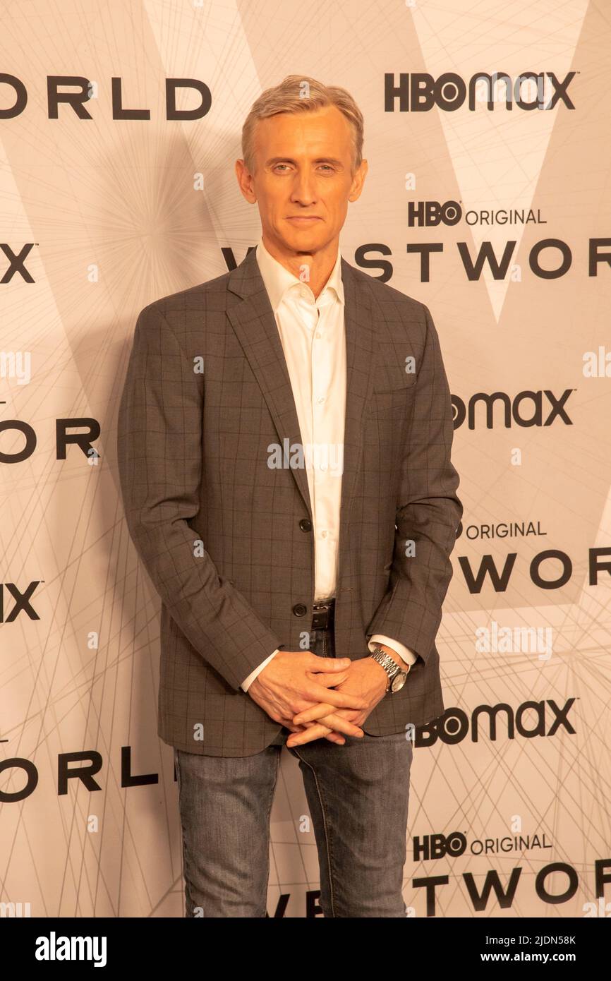 Dan Abrams attends HBO's "Westworld" Season 4 premiere at Alice Tully ...