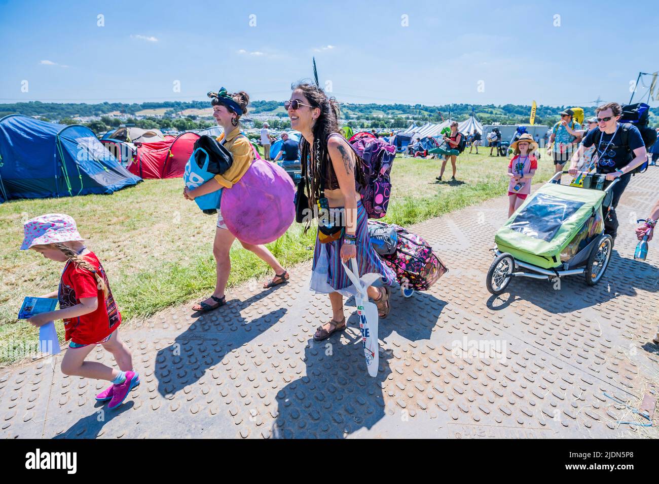 Glastonbury festival car park hi-res stock photography and images - Alamy
