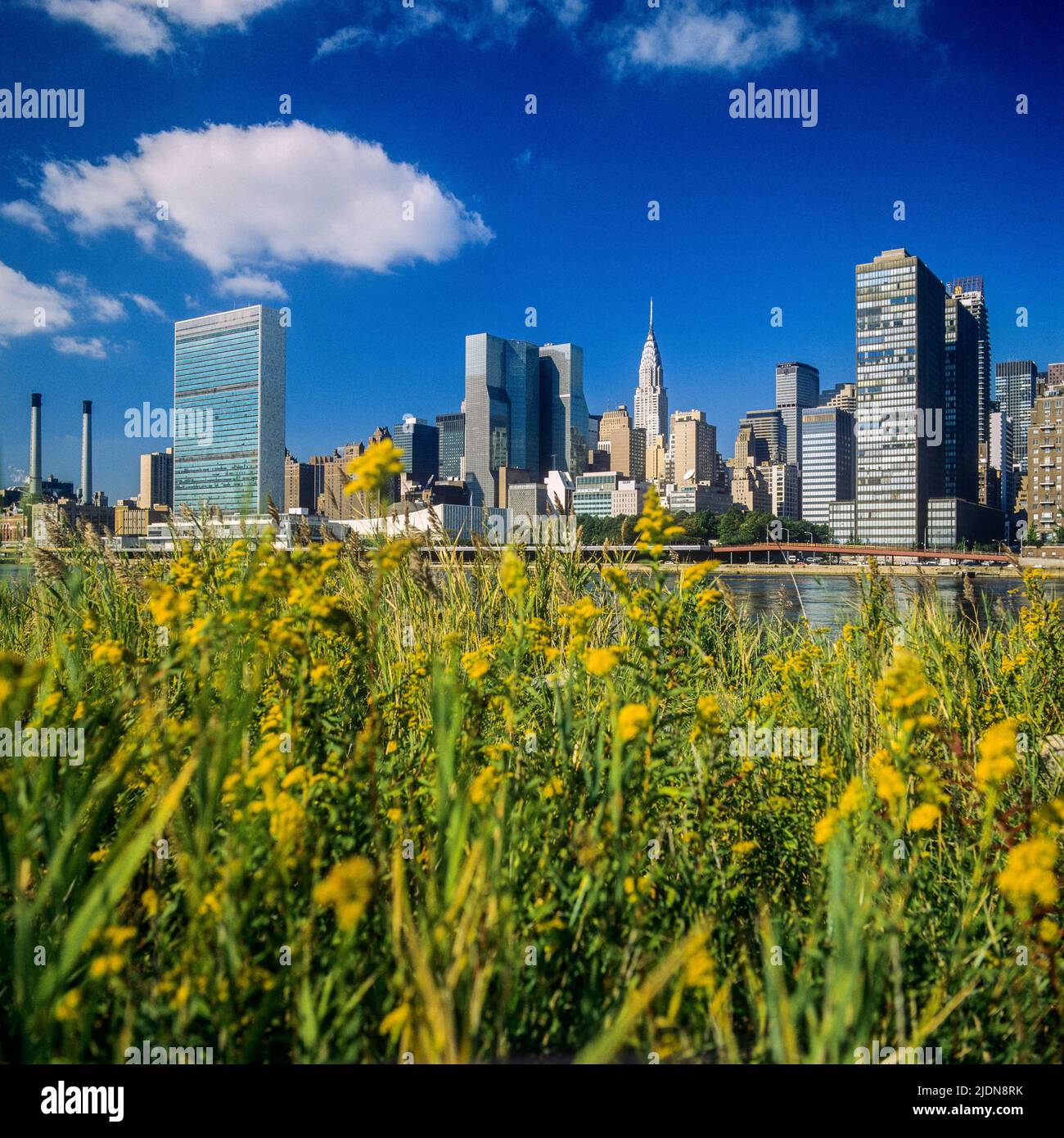 1980s buildings hi-res stock photography and images - Alamy