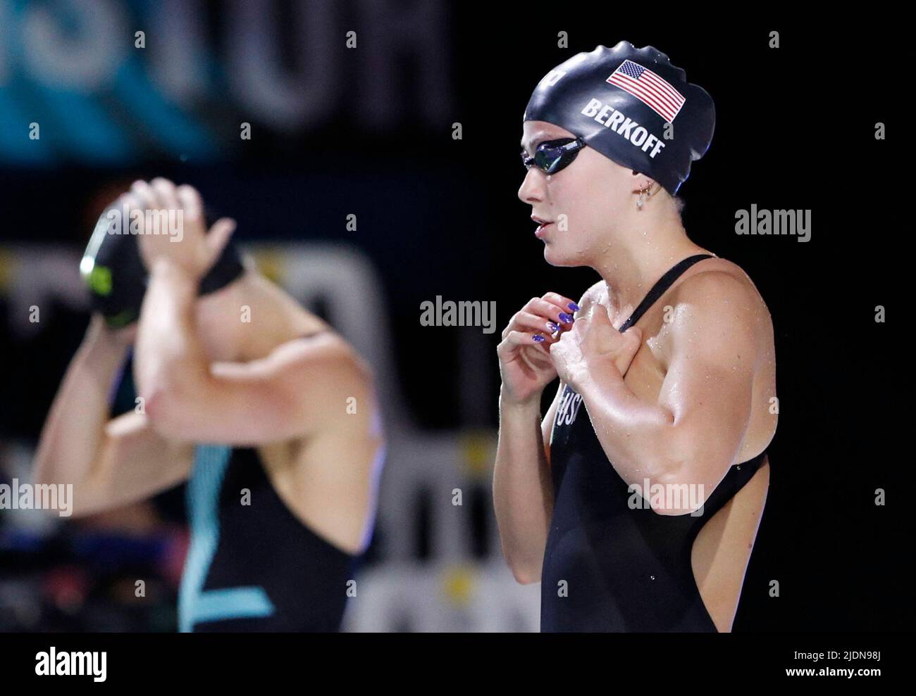 Katharine berkoff hi-res stock photography and images - Alamy