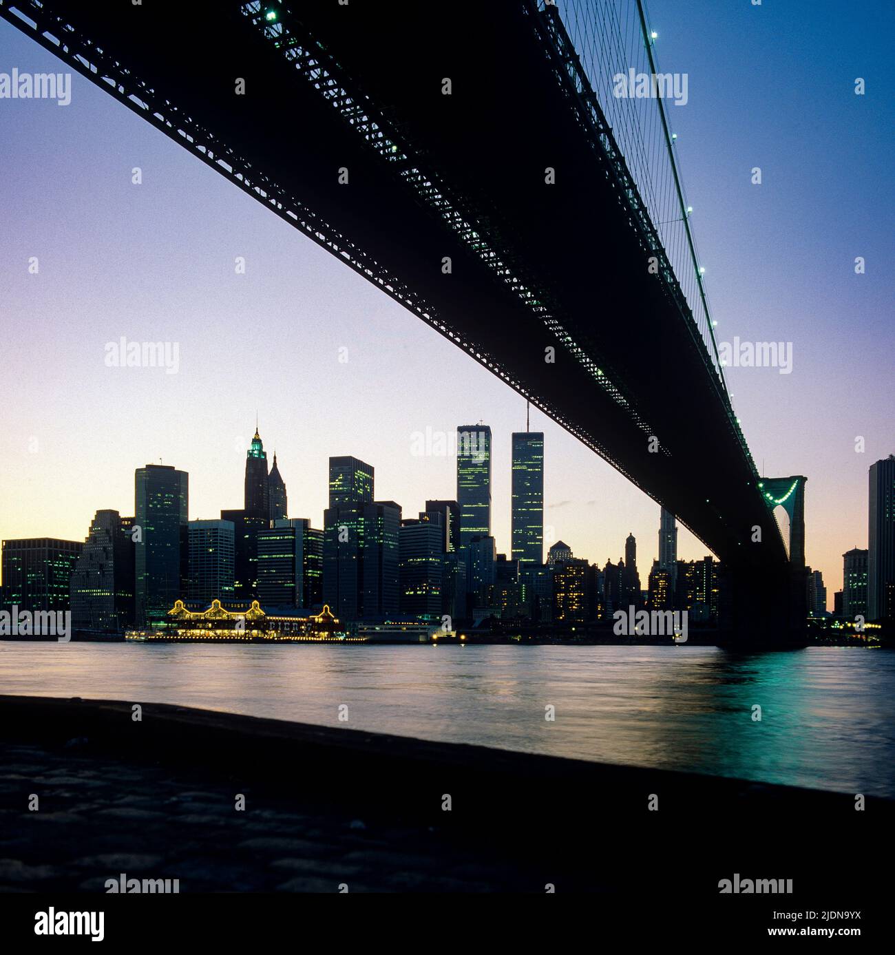 2001 historical tower bridge hi-res stock photography and images - Alamy