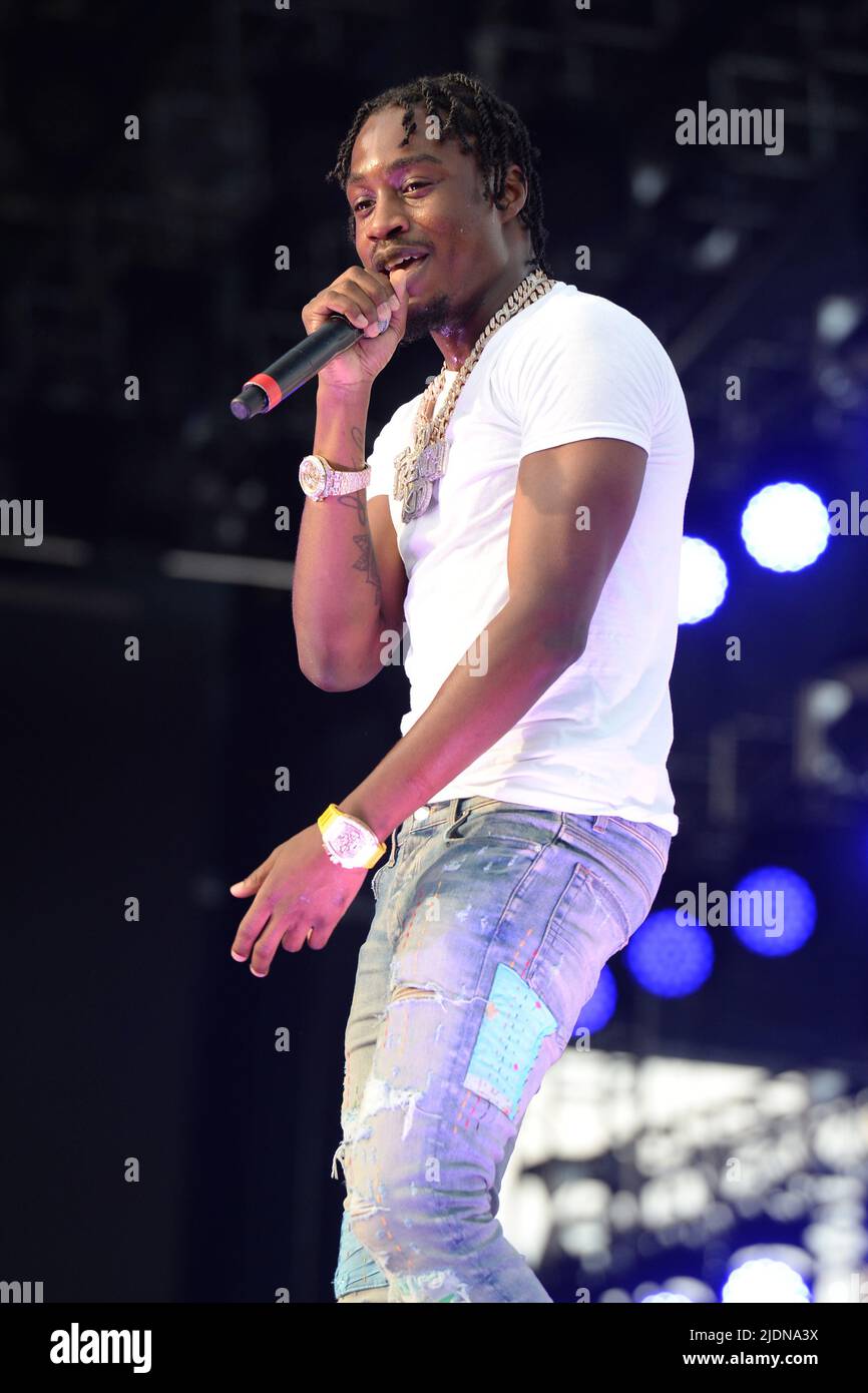 **FILE PHOTO** Lil Tjay undergoes emergency surgery after being shot ...