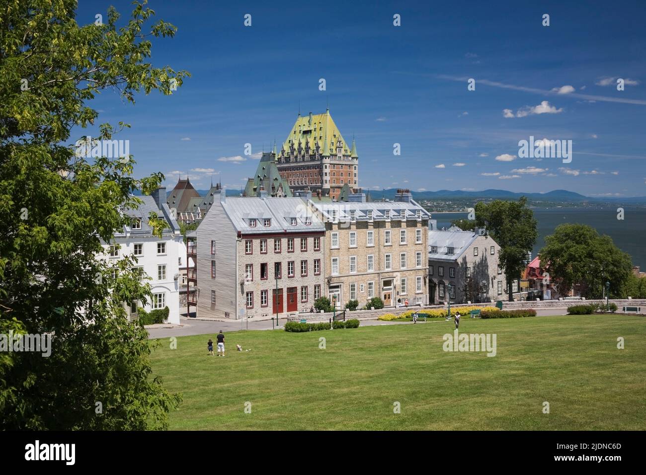 View of old buildings along Avenue Saint-Denis and Chateau Frontenac ...