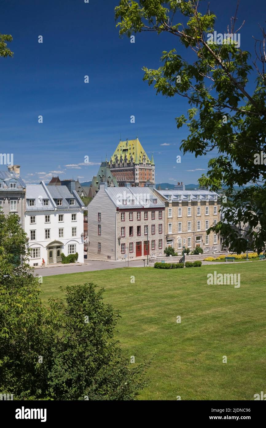 View of old buildings along Avenue Saint-Denis and Chateau Frontenac ...
